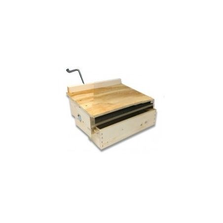 Apistore ® - Wood pollen collector trap for d.b. beehive 6-frame cube